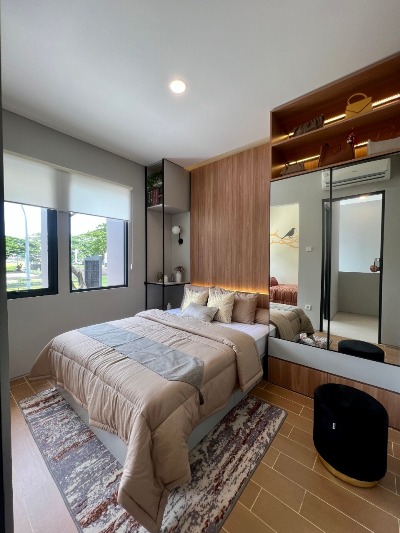 Tanamas, Rumah 2 Lantai Full Furnished Terbaru di Grand Wisata Bekasi ...